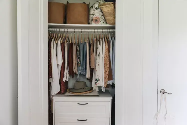 15 things clutter experts remove first