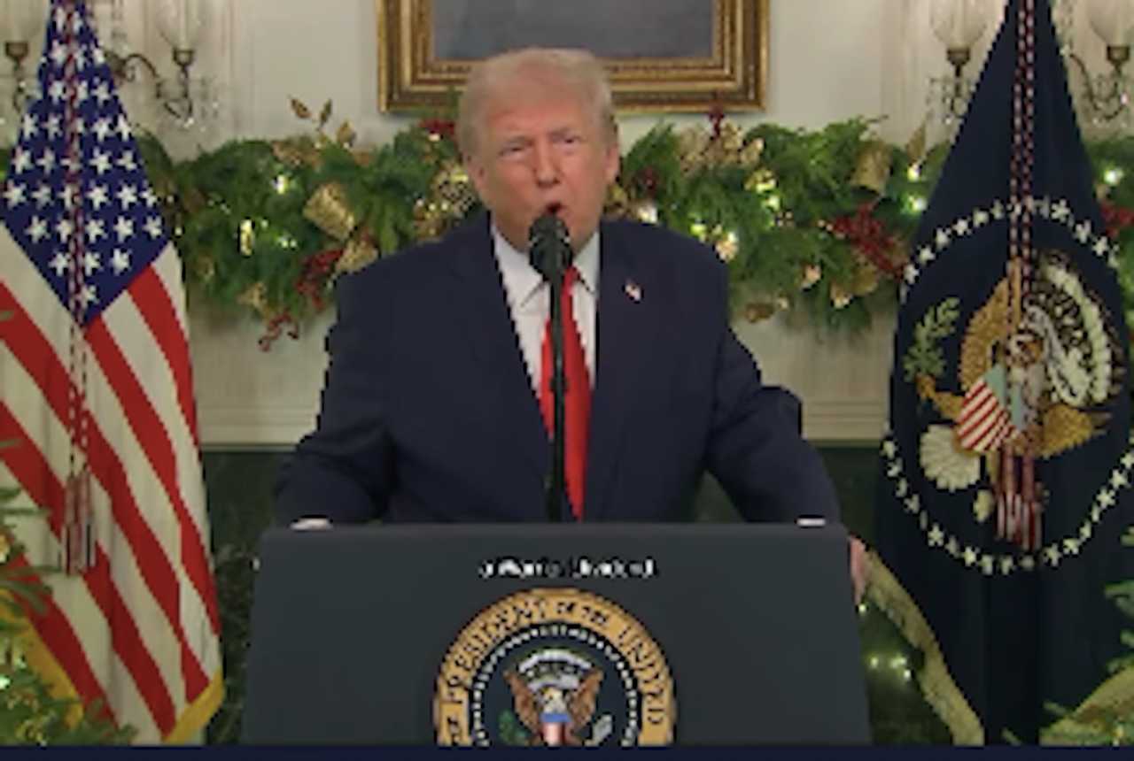 Here's who will get $1,776 holiday payments, Trump announces: 'Checks ...
