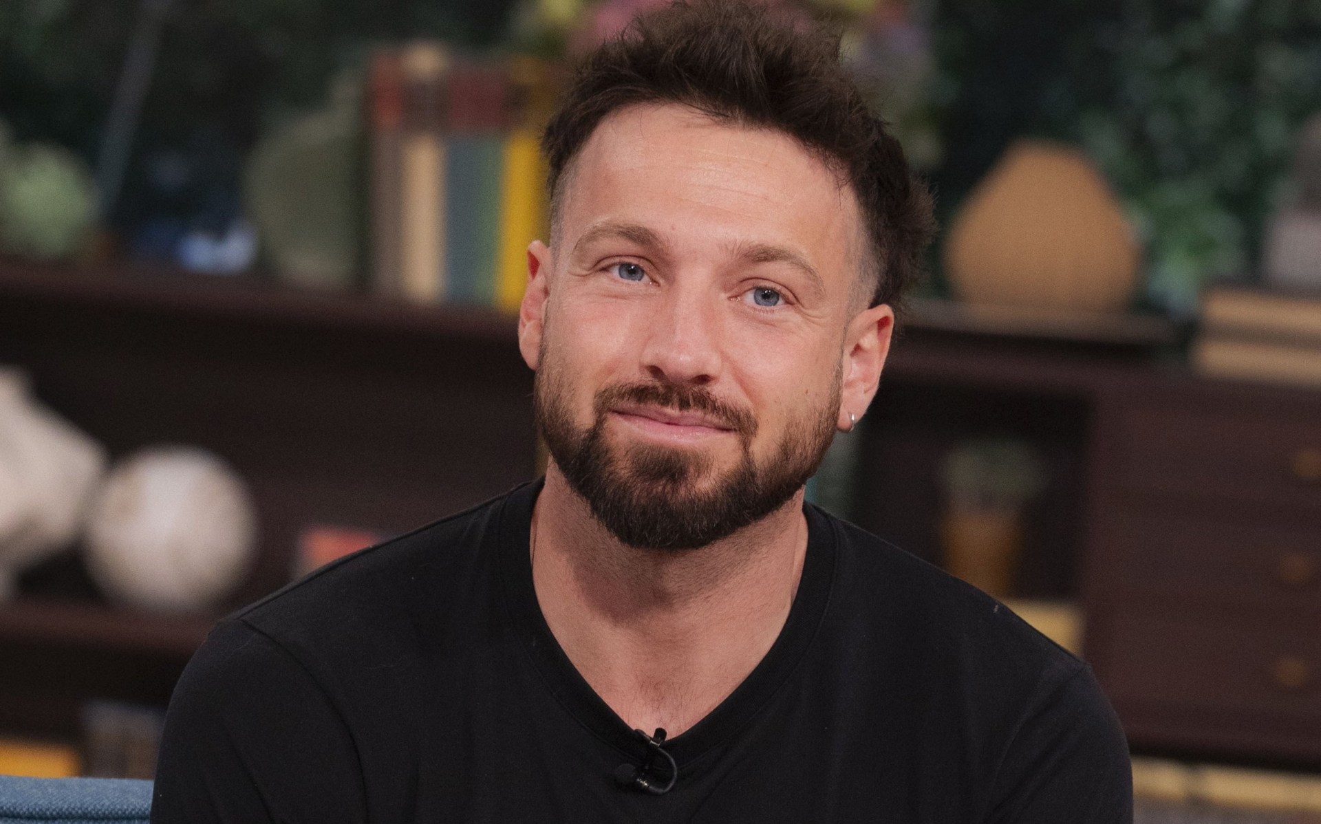 Sam Thompson to undergo throat surgery