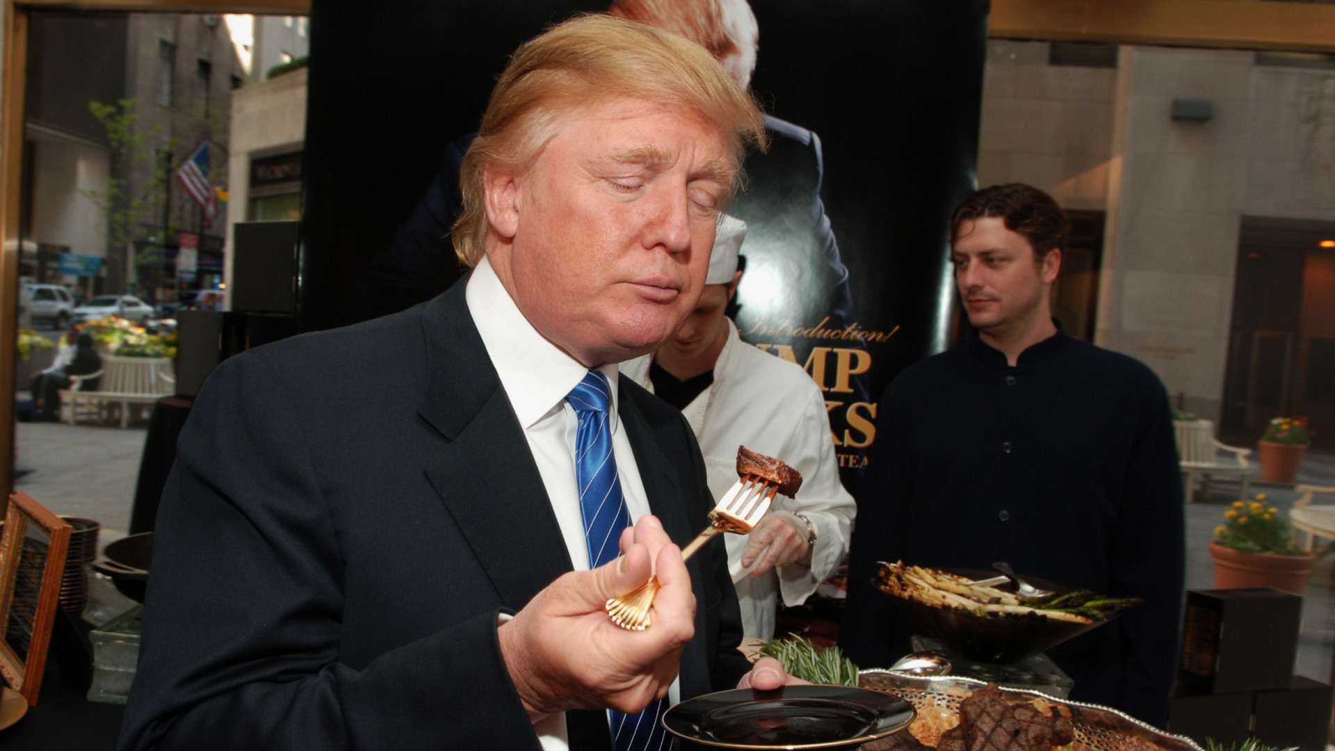 Well-loved foods that celebrities don't eat