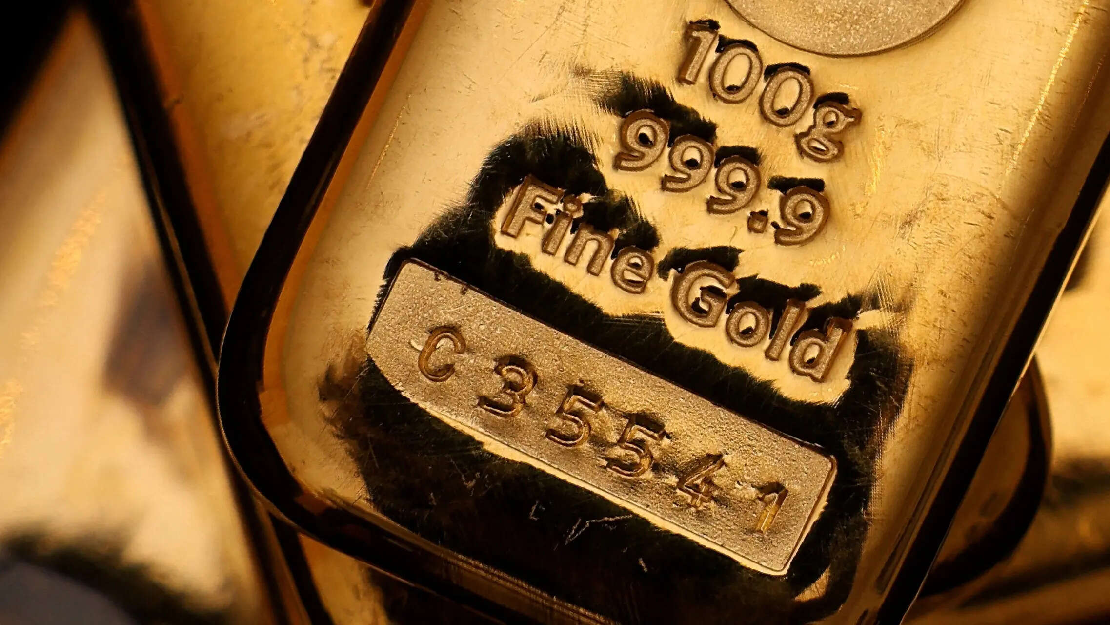 Why gold prices today are near an all-time high as softer US inflation ...