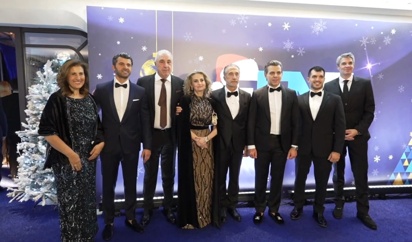 Λάμψη και επιχειρηματικότητα στο Ετήσιο Χριστουγεννιάτικο Gala της ...