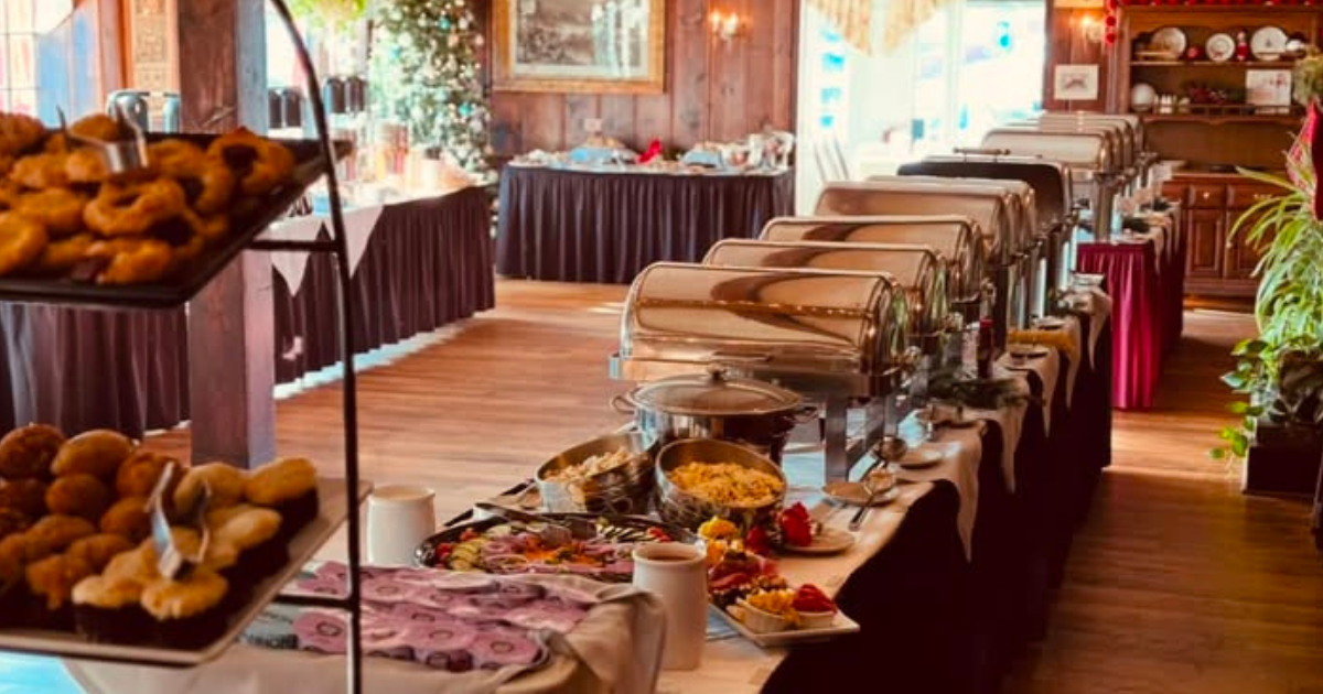 This crowd-favorite New Hampshire buffet has a Sunday brunch you'll ...