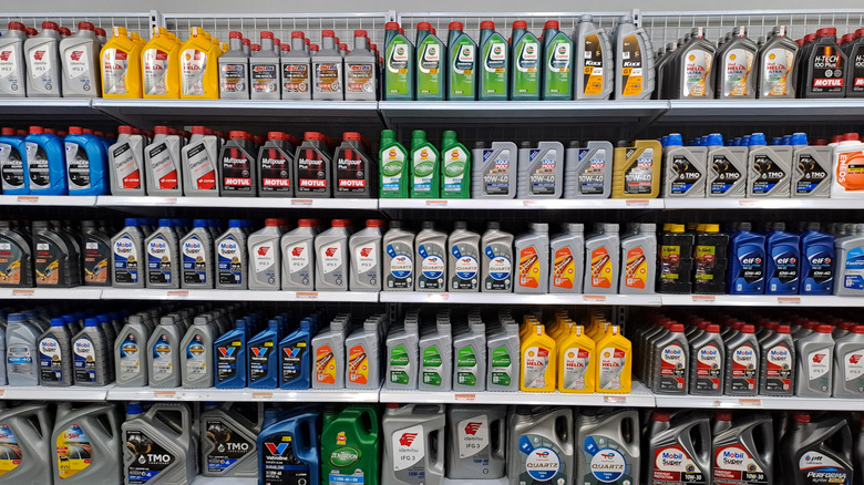 Name brand vs. store brand motor oil: Does it make a difference?