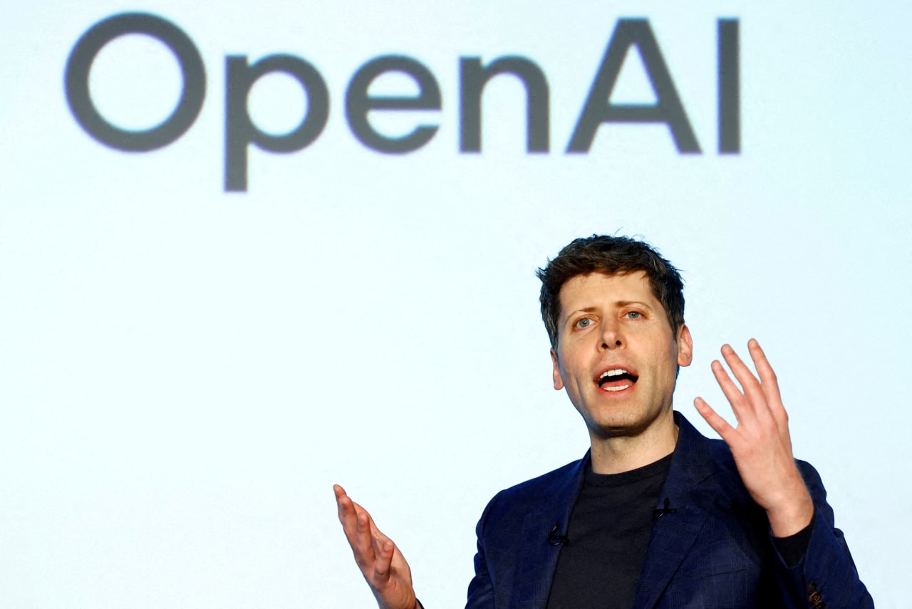OpenAI’s new fundraising round could value startup at as much as $830 ...