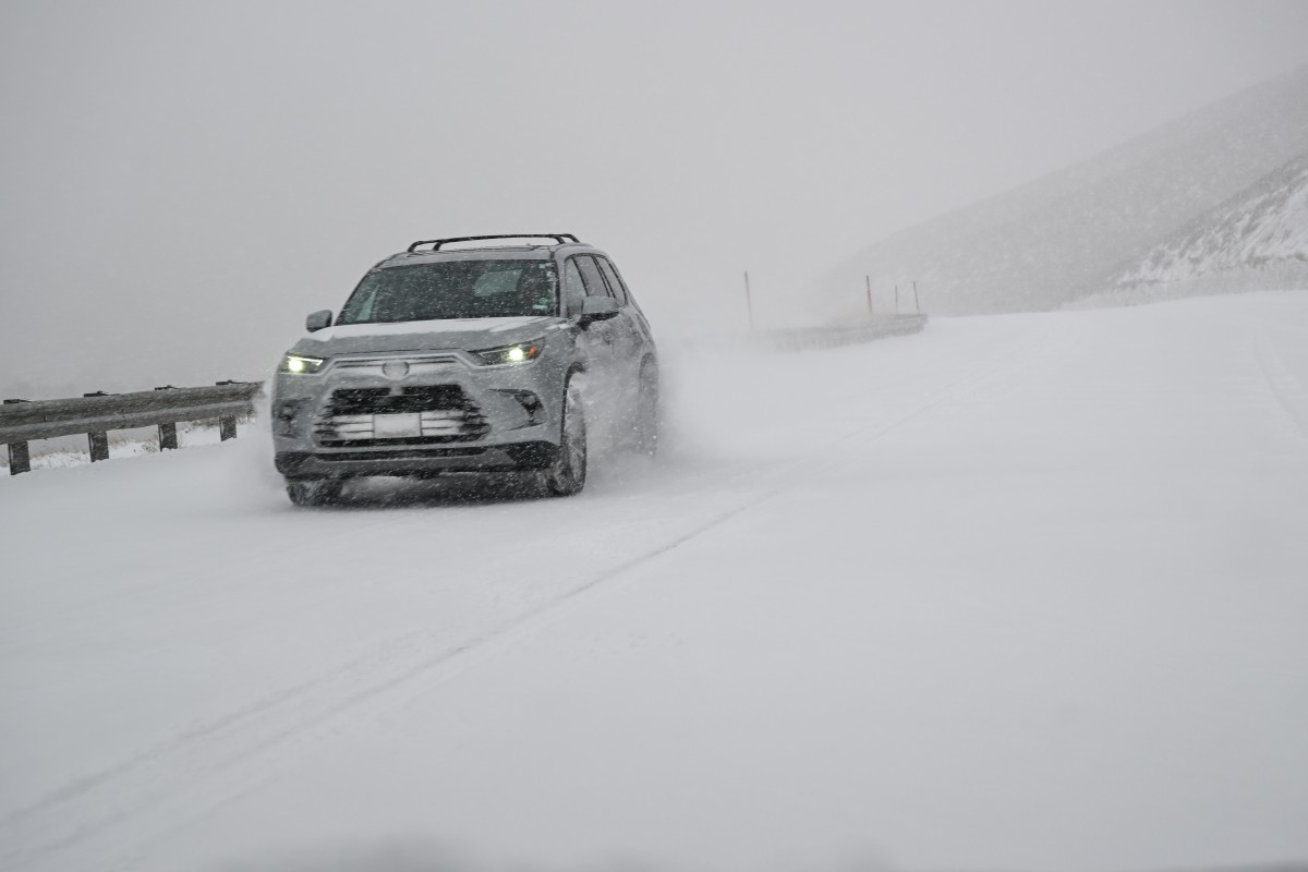 Winter storm warning issued in multiple states as 100 mph winds approach