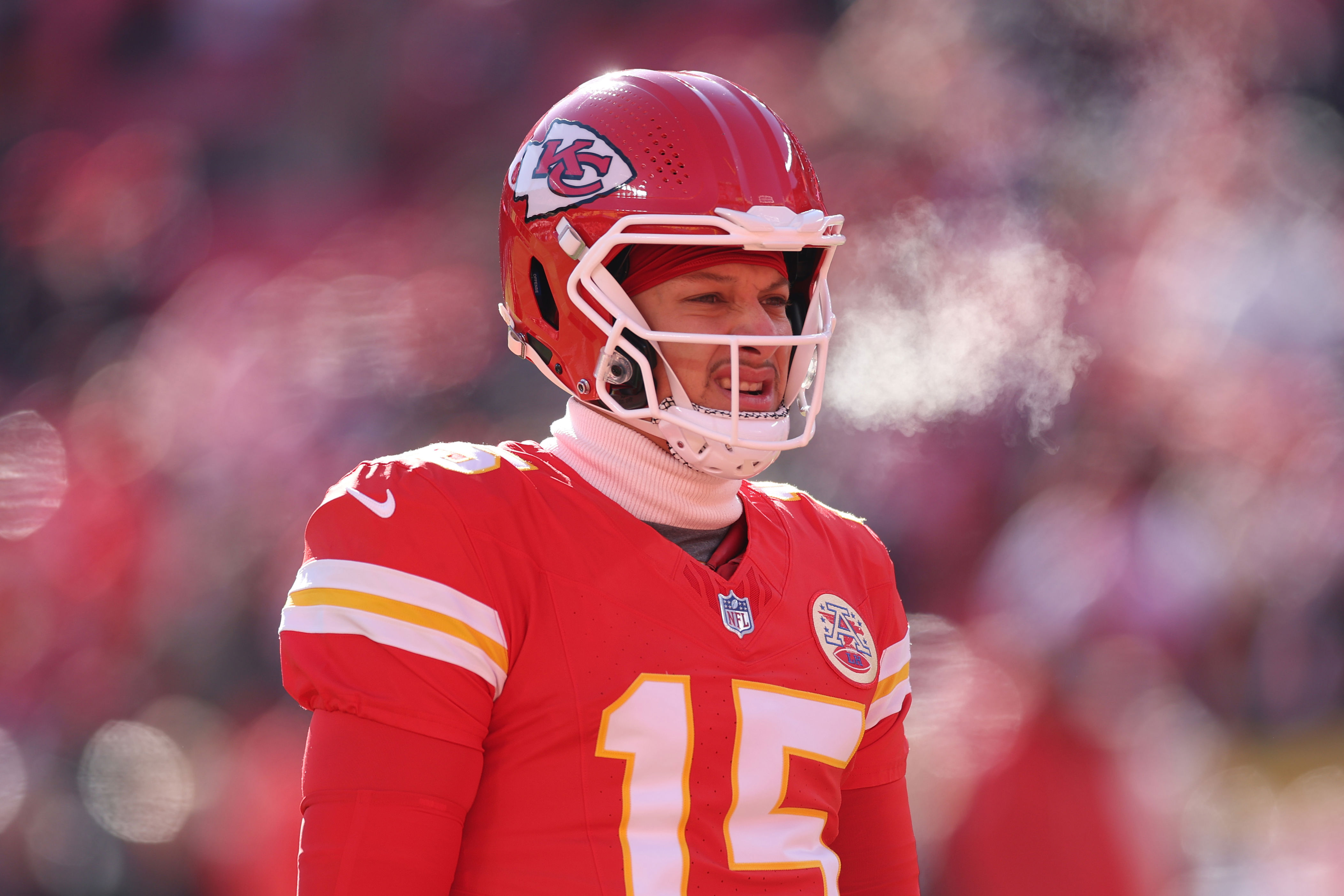 Patrick Mahomes injury update has collectors reacting as a streak ends