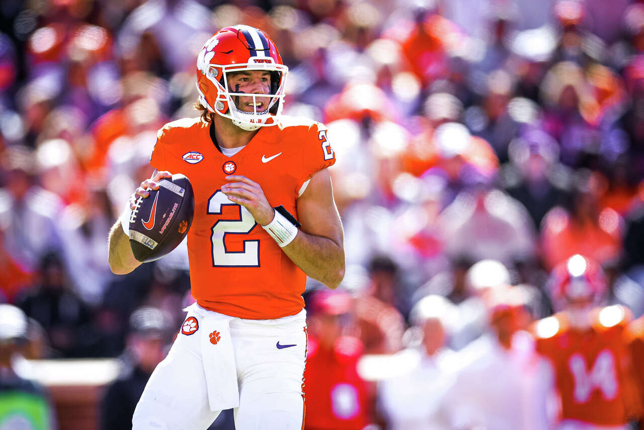 High school football: Central Texas alums litter the college football ...
