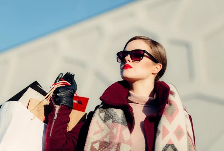 10 signs that show if someone is truly wealthy