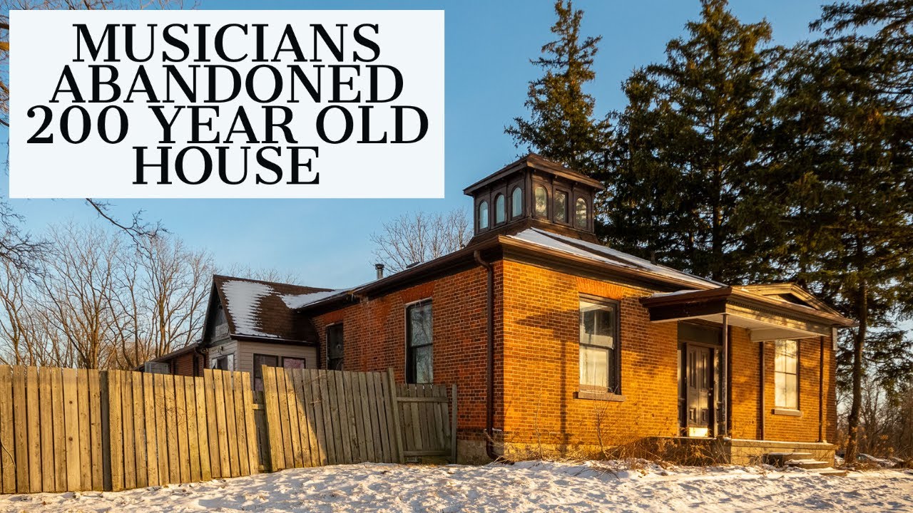 Exploring a 200-year-old untouched abandoned house | Everything left behind