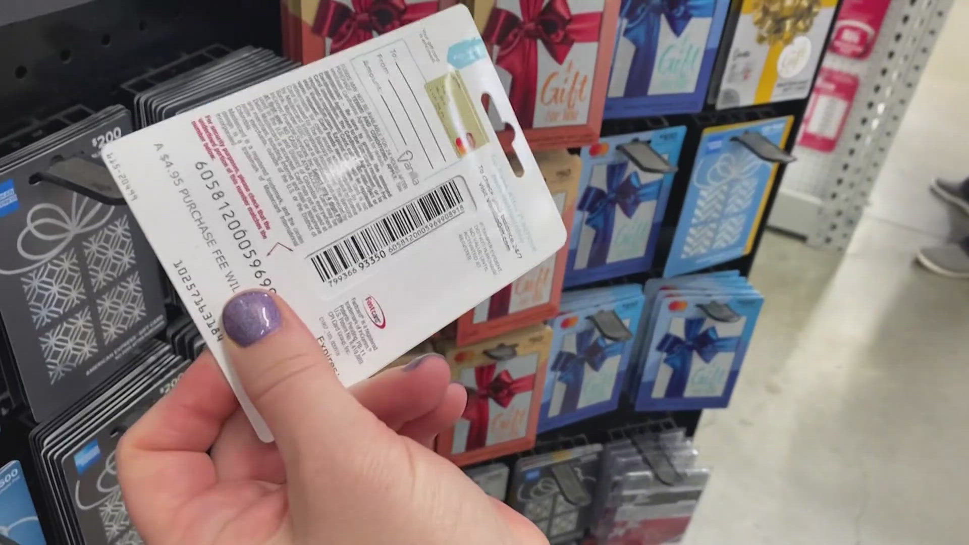 'Gift card draining': New scam targets holiday shoppers