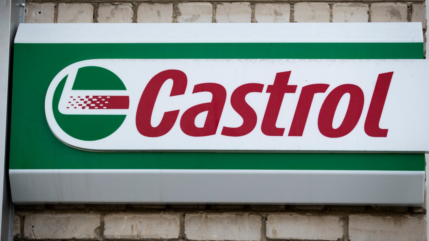 Renault and Castrol roll out co‑branded engine oils