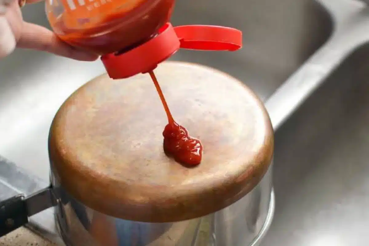10 strange cleaning tricks that get results