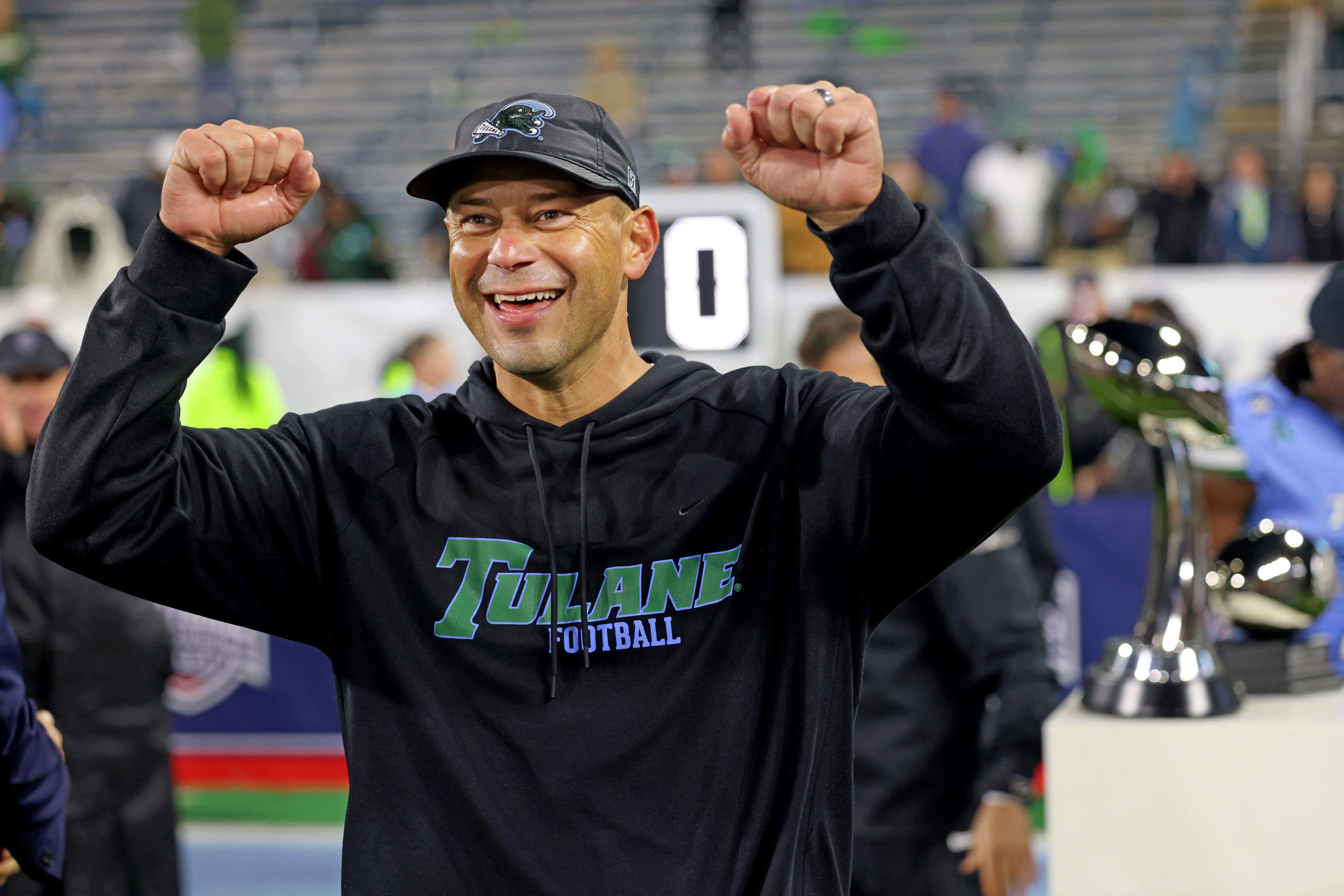 What Jon Sumrall's rebuild of Florida can learn from Cristobal and Miami