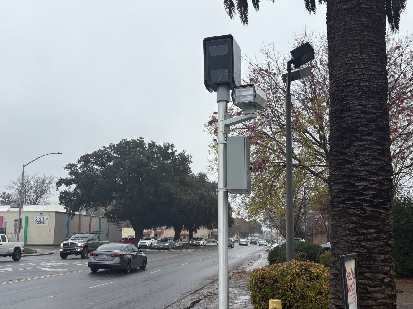 Two more red light cameras to begin issuing citations Friday | Midday ...