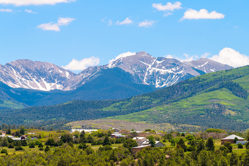 17 weekend getaways for spring that fit in a long weekend