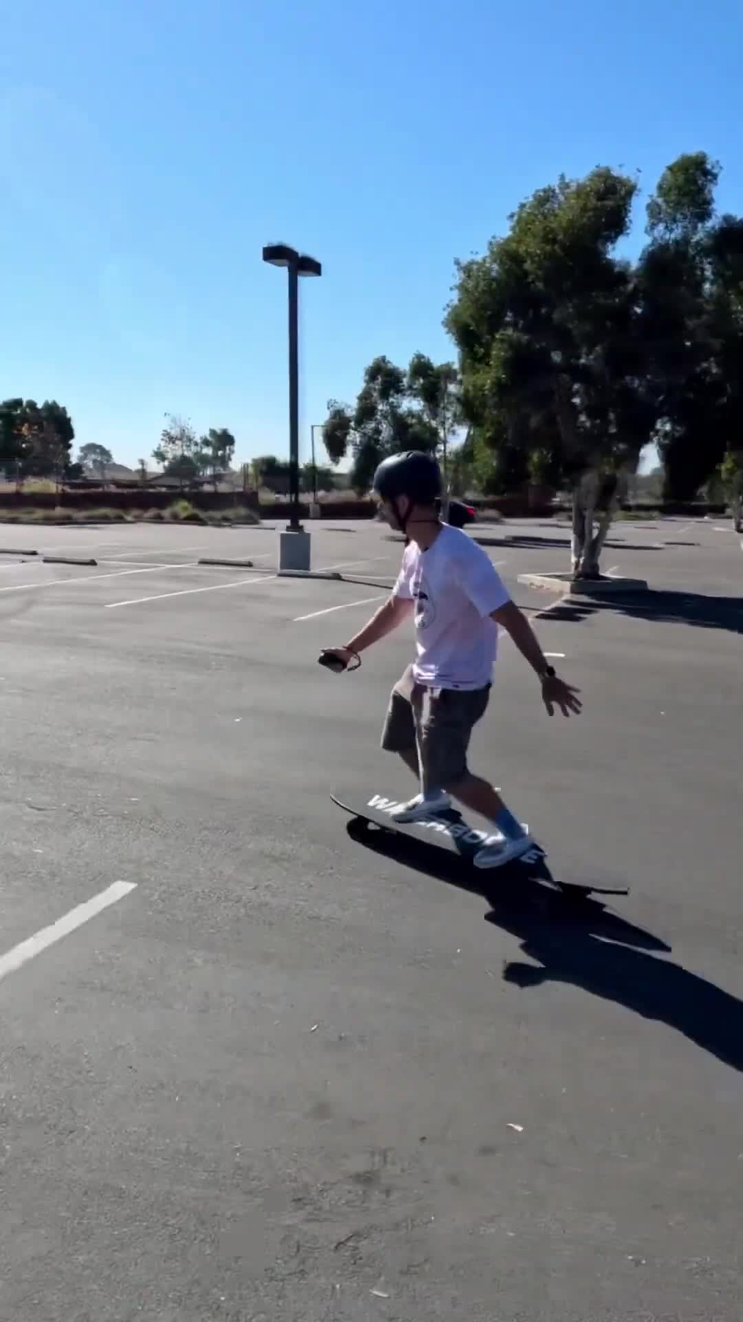 Blind skater almost crashes... a lot!