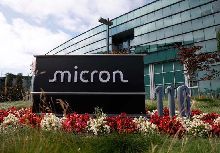 Micron hits a $1 trillion market cap after UBS — and Trump — praise it