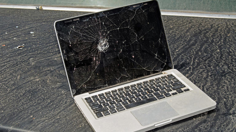 The average lifespan of a MacBook Pro (& how to make it last longer)
