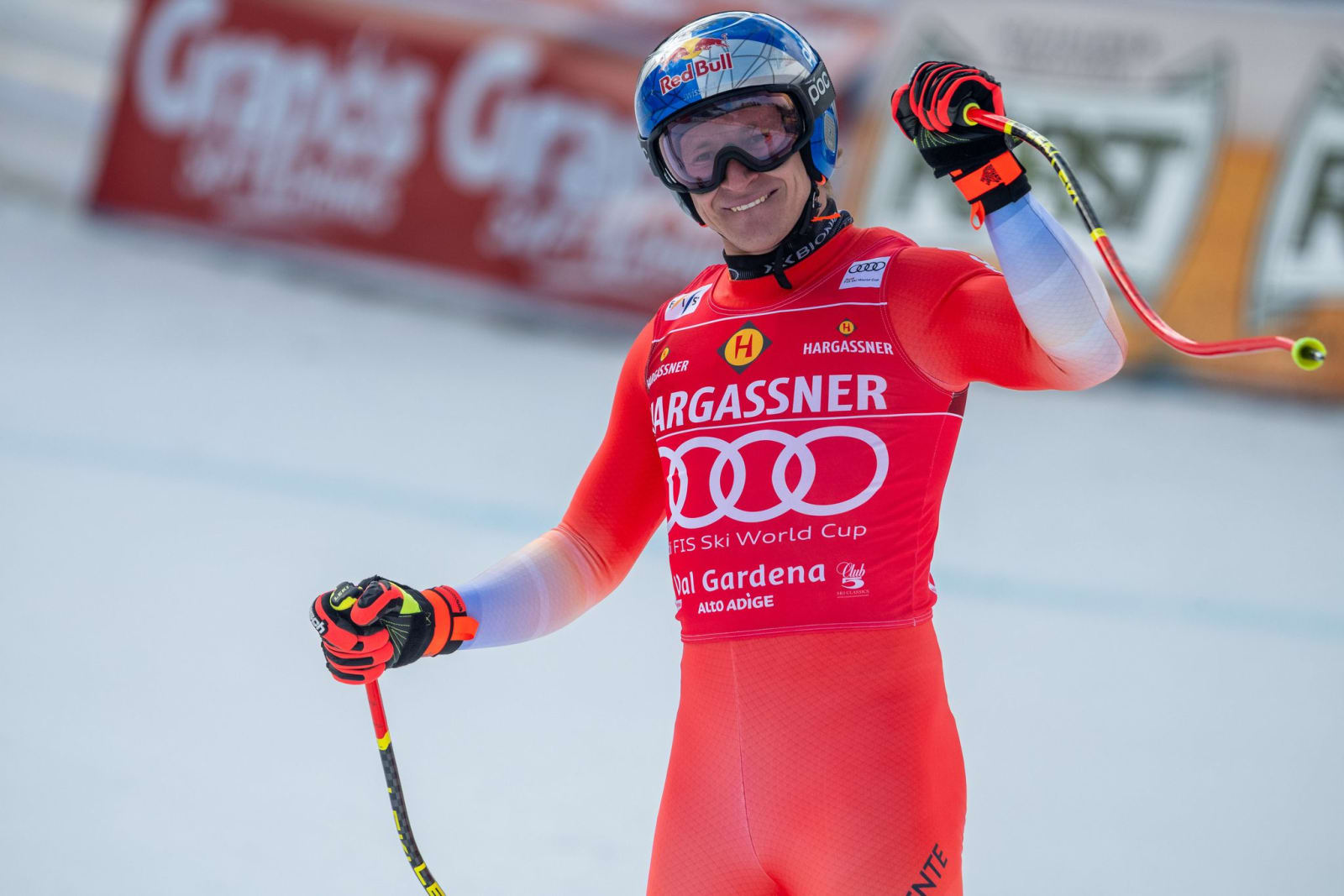 Odermatt claims 50th World Cup win in fog-marred downhill, Møller OK