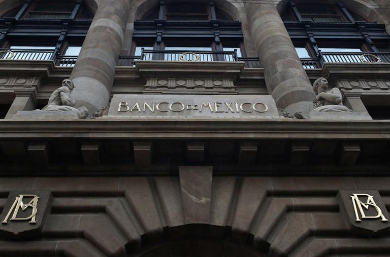 Bank of Mexico lowers benchmark interest rate to 7.00%