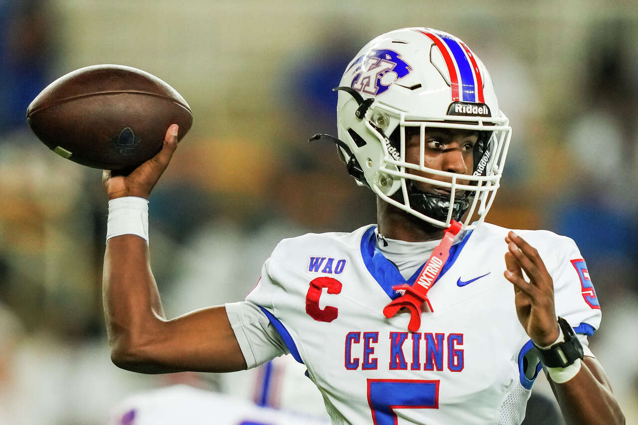 CE King quarterback Timothy Potts overcame tragedy and self-doubt to ...