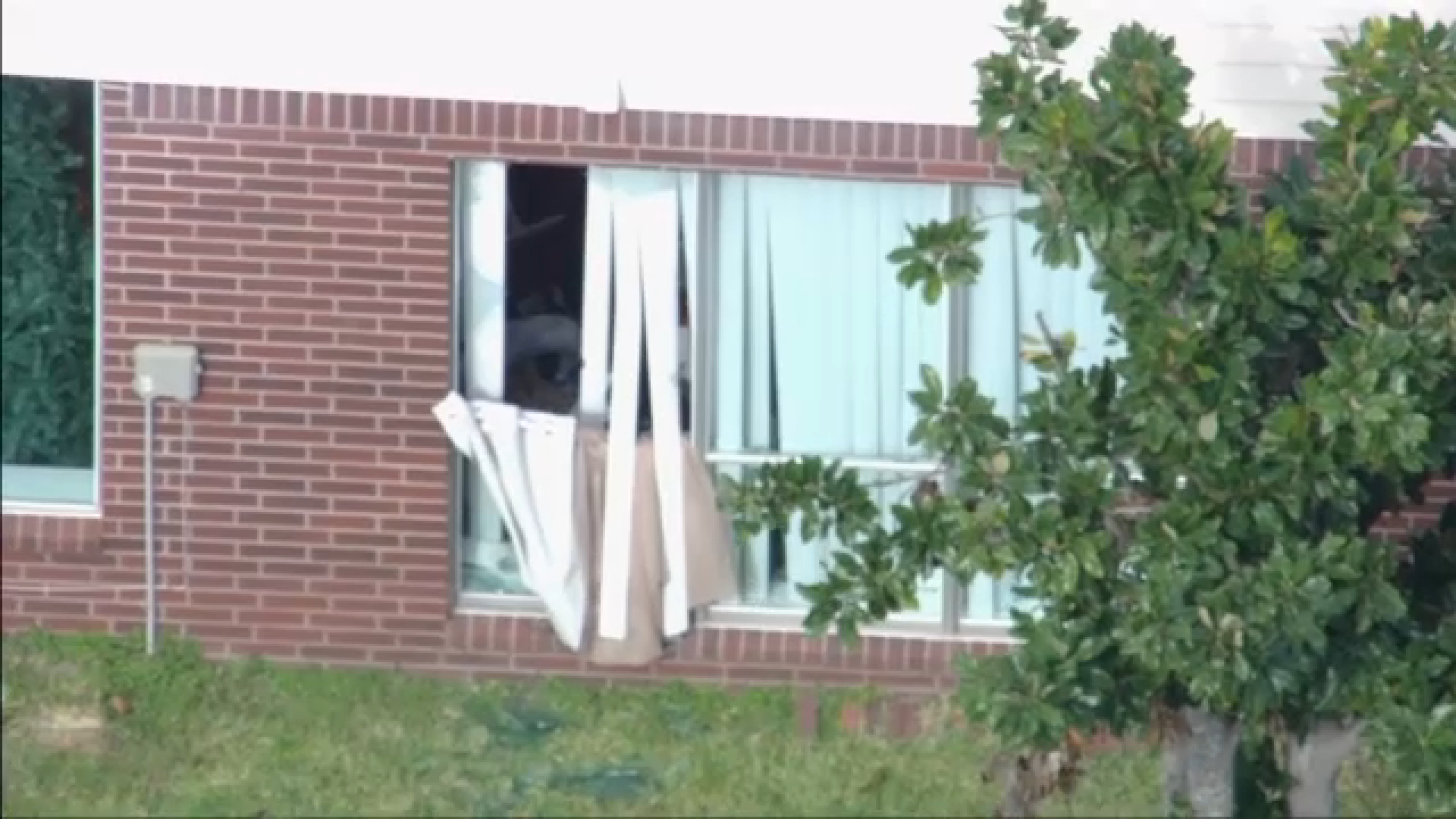 Wanted suspect takes his life during US Marshals warrant execution in ...