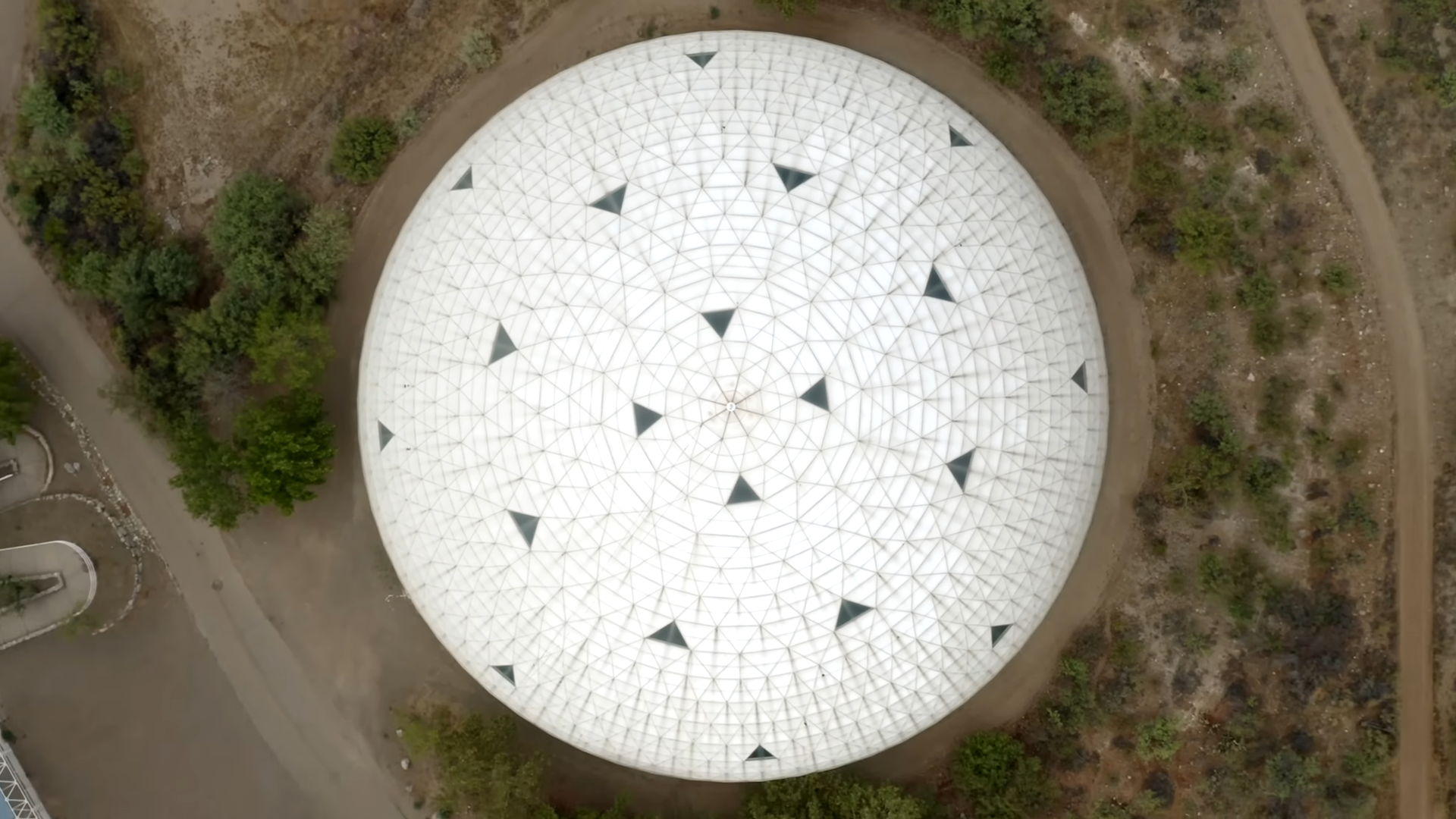 “We were running out of air” - What went wrong inside a man-made Earth