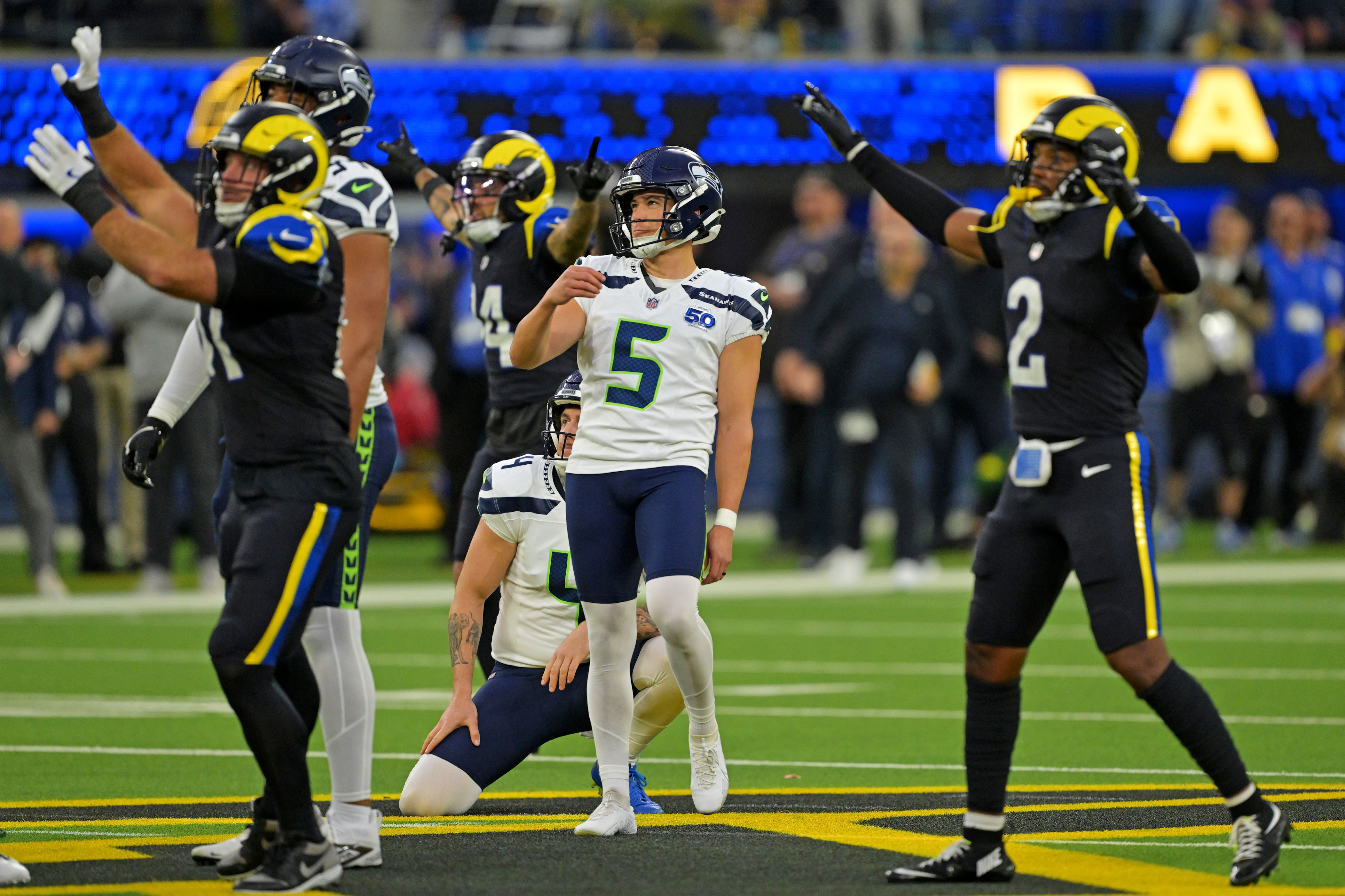 Behind Seahawks enemy lines, Week 16 preview: Can Seattle get revenge ...