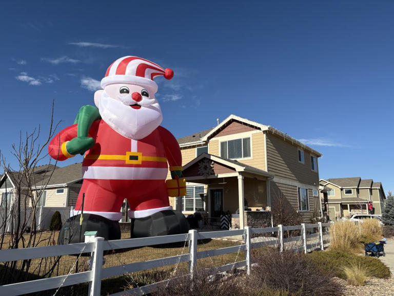 Giant inflatable Santa causes holiday stir in Colorado community