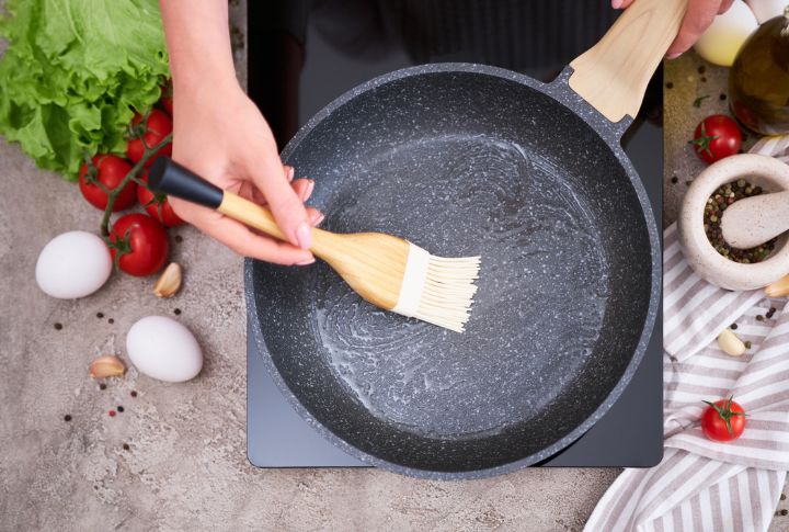 15 tips for mastering cooking with a cast iron skillet