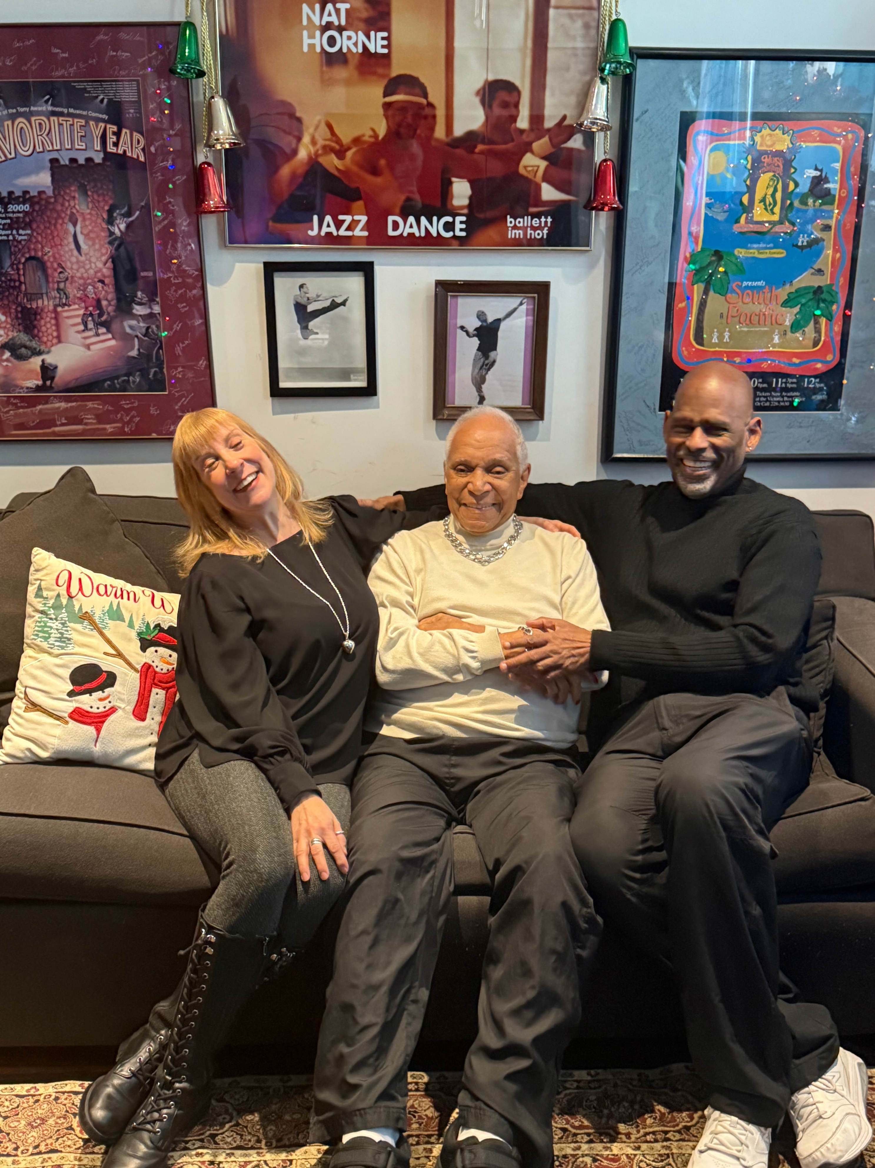 95-year-old Broadway legend fights to stay in his Manhattan home