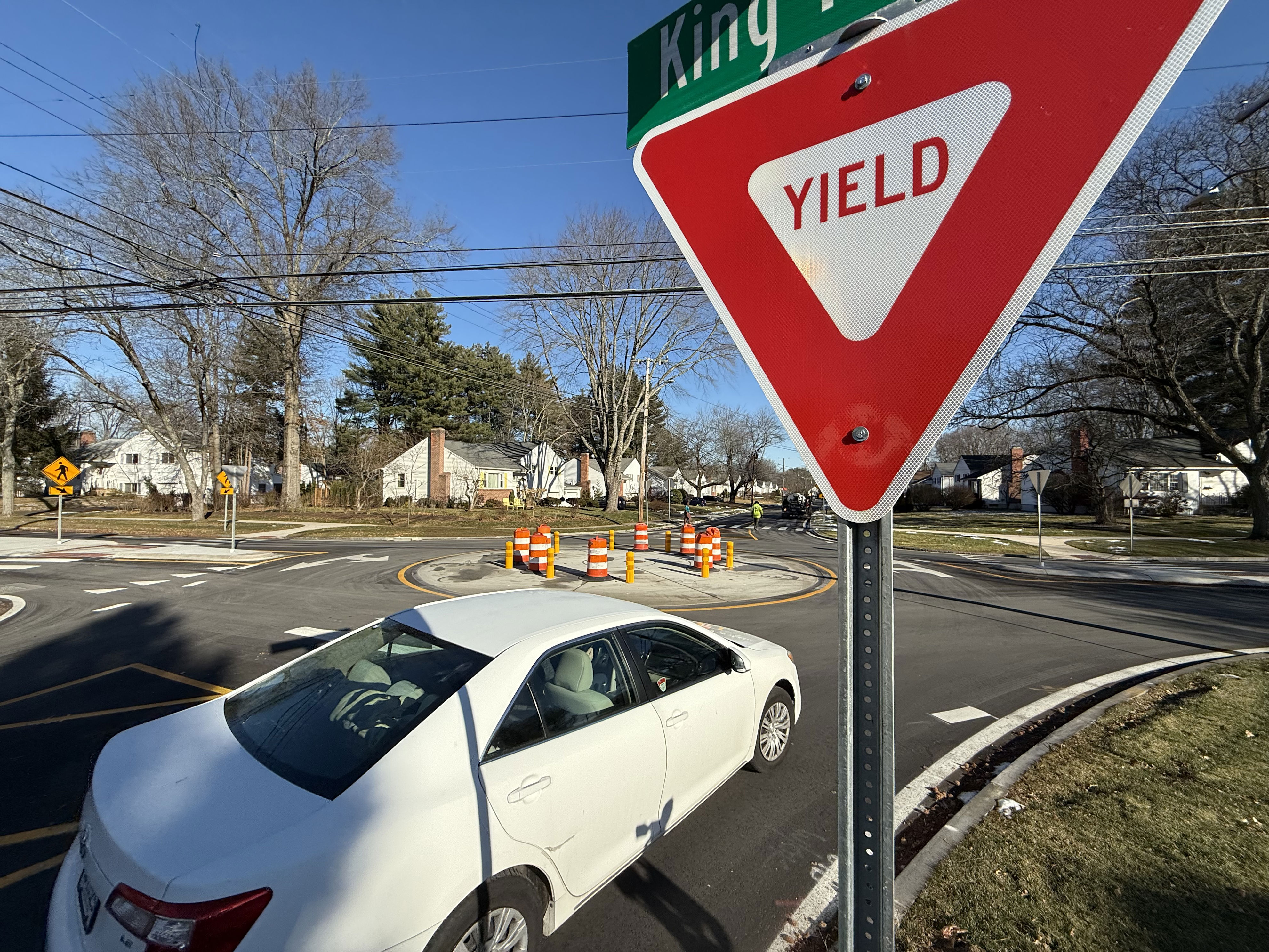 Flexible yellow bollards replacing orange barrels at West Hartford ...