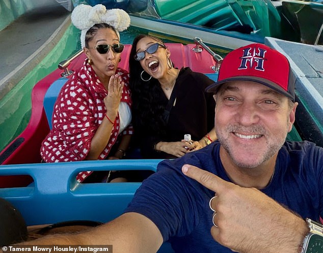 Tia Mowry addresses rumors of a 'rift' with her twin sister Tamera ...