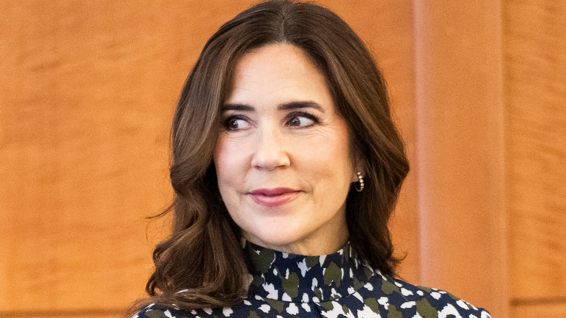 Queen Mary of Denmark's hair looks lighter than ever as she poses in ...