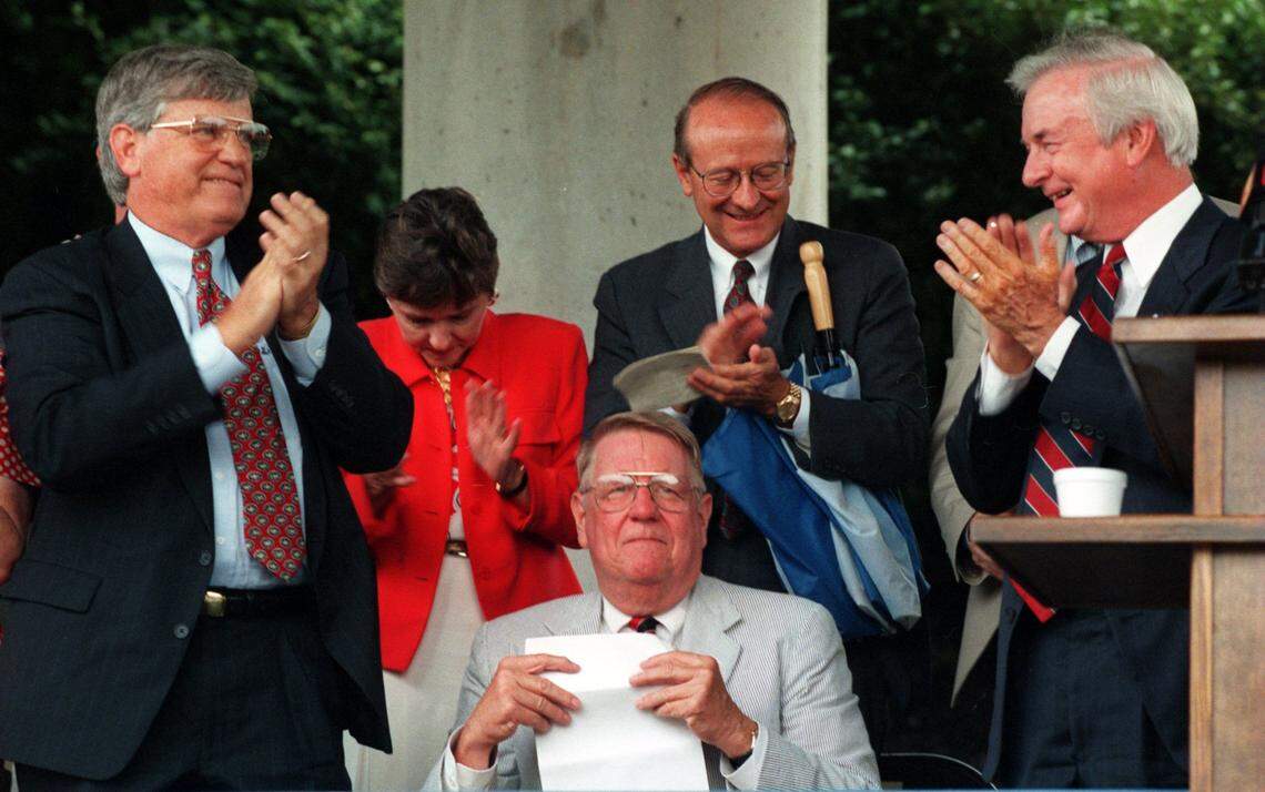 Two NC governors, two parties and 'mutual respect': Jim Martin on the ...