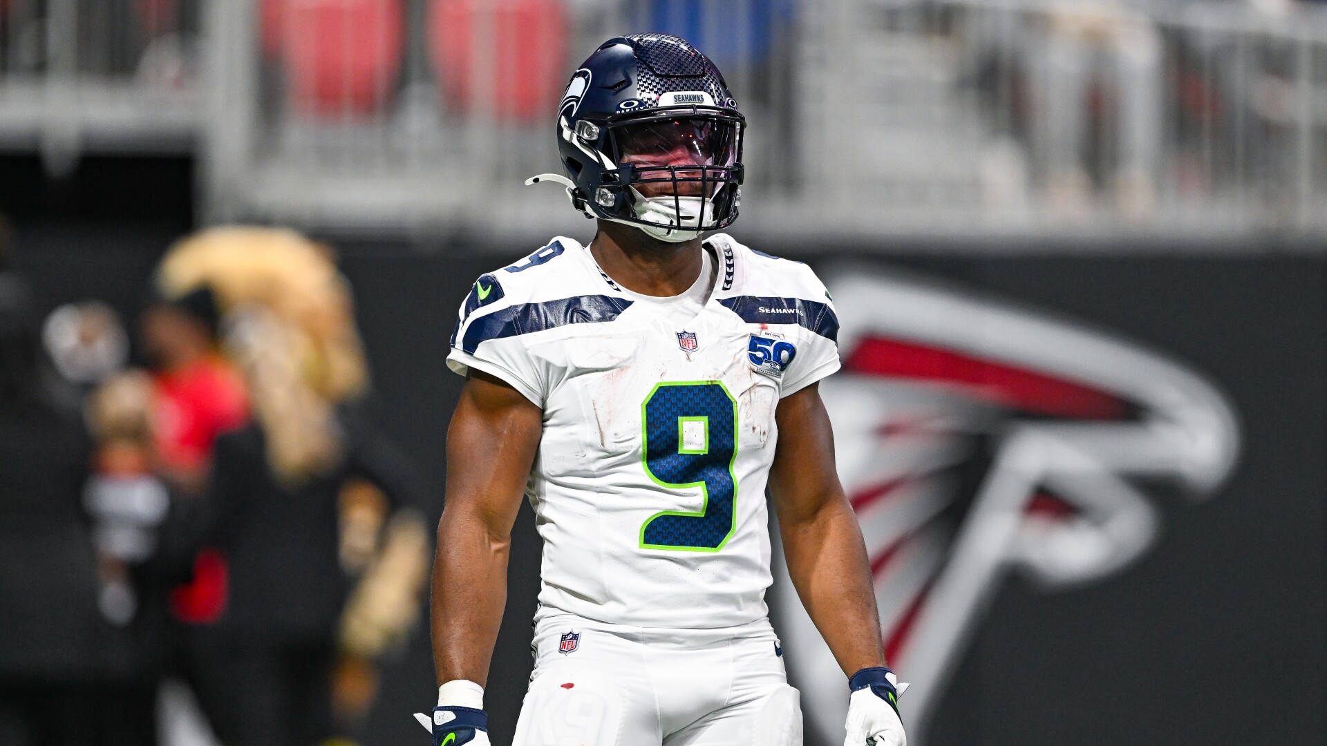 Kenneth Walker 46-yard catch sets up Zach Charbonnet TD, Seahawks lead 7-0
