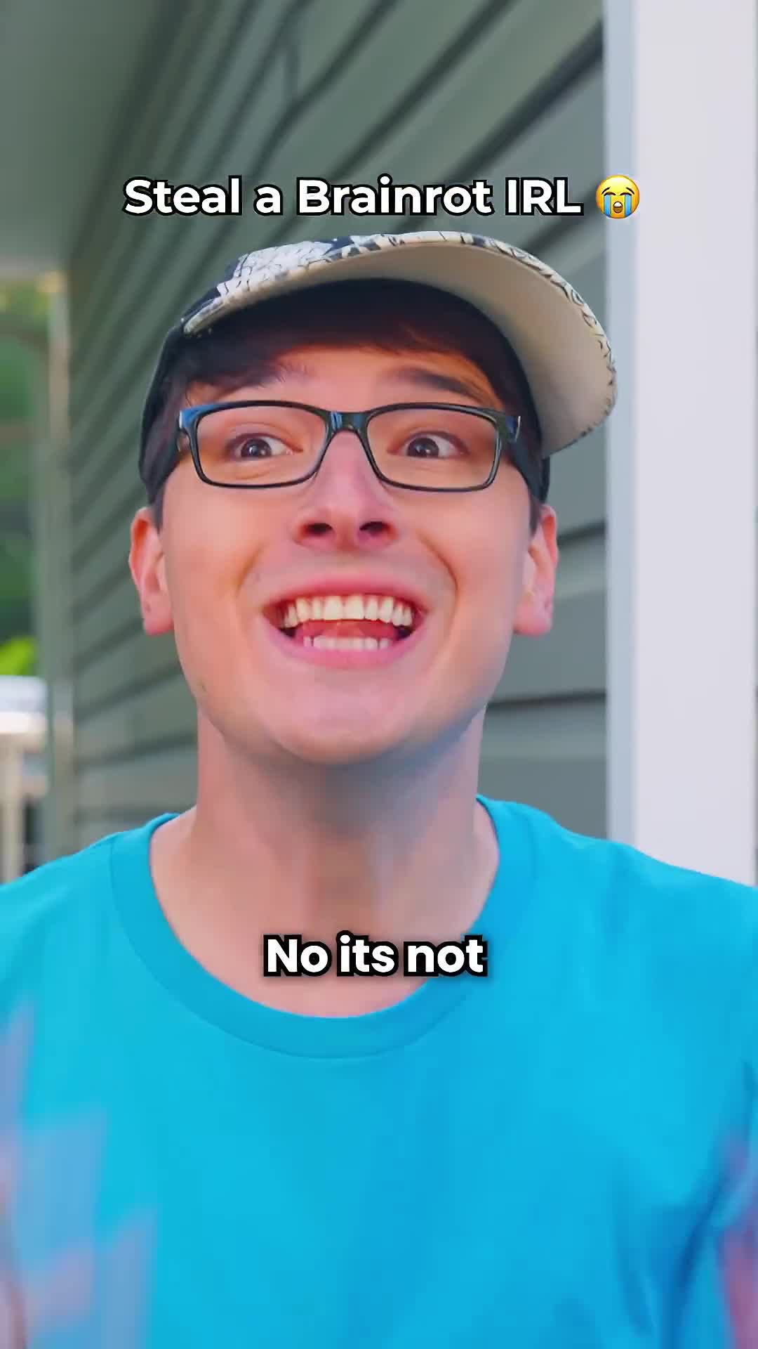 Steal a brainrot IRL 😂