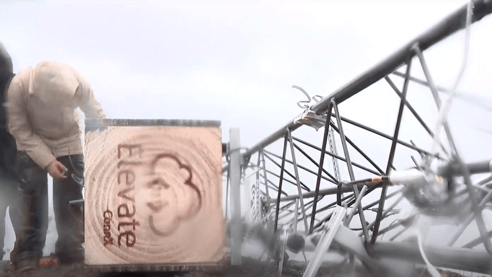 Tech crew restores internet on Castle Rock Mountain after tower destroyed