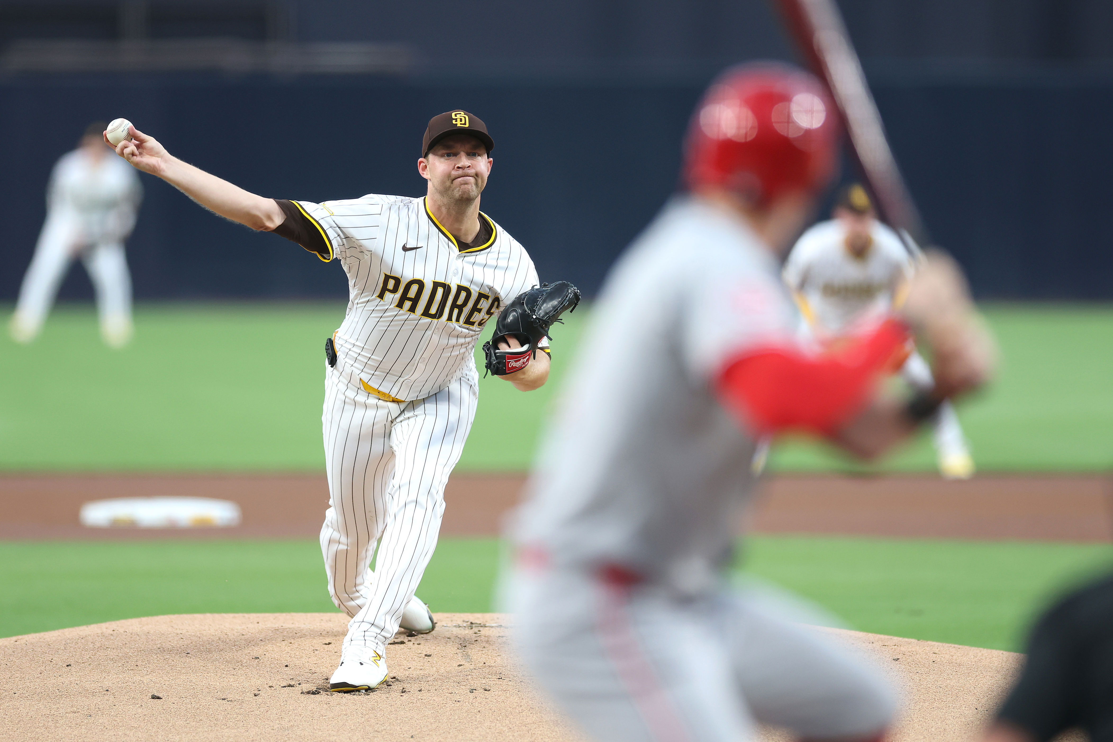 Padres bring back star pitcher in $75 million surprise: Report