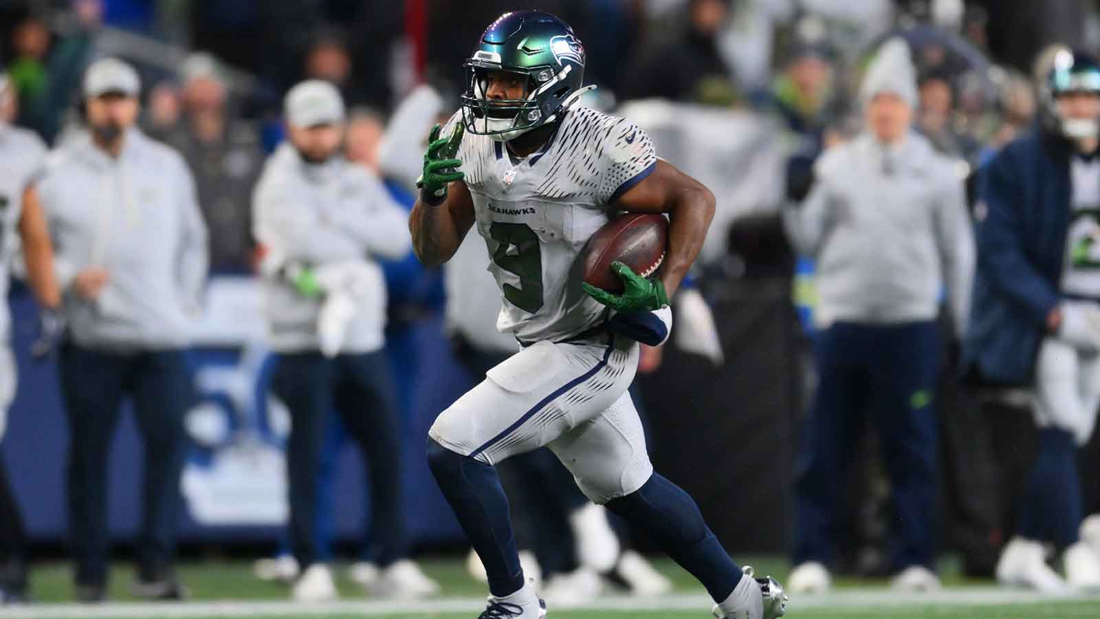 Seahawks’ Kenneth Walker III goes off for 55-yard TD in TNF vs. Rams
