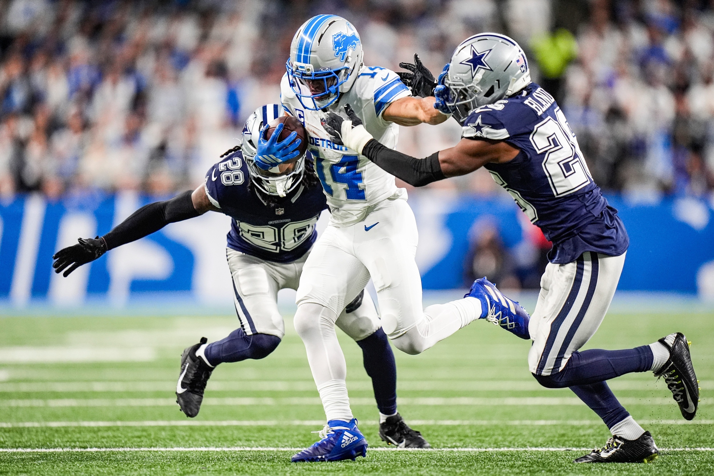 Cowboys CB DaRon Bland may undergo foot surgery, likely destined for IR