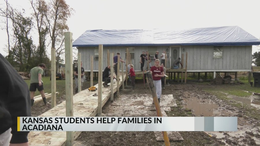 Saint James Academy students serve Acadiana families in need