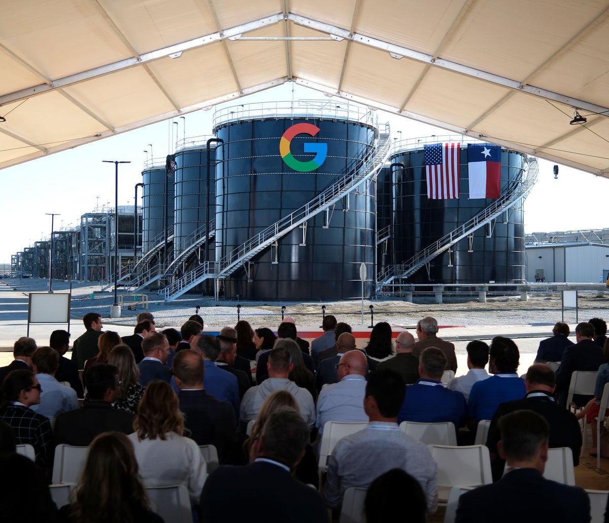 Data centers will need $3 trillion in next 4 years, report reveals