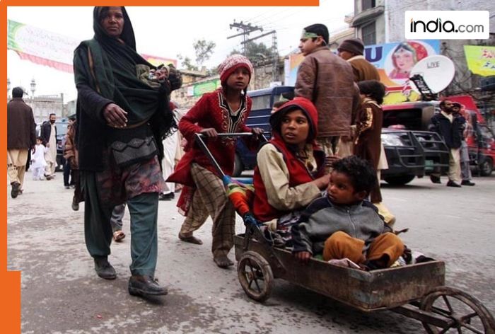 Bankrupt Pakistan faces global SHAME as this Muslim country deports ...