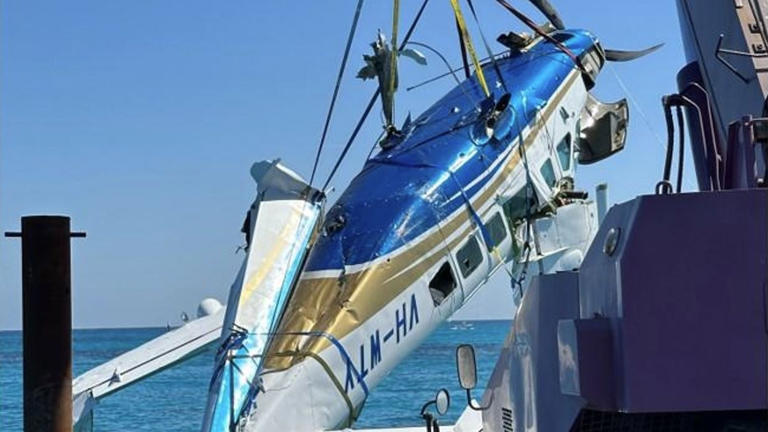 Rottnest plane crash ATSB probe to focus on whether seaplane had ...