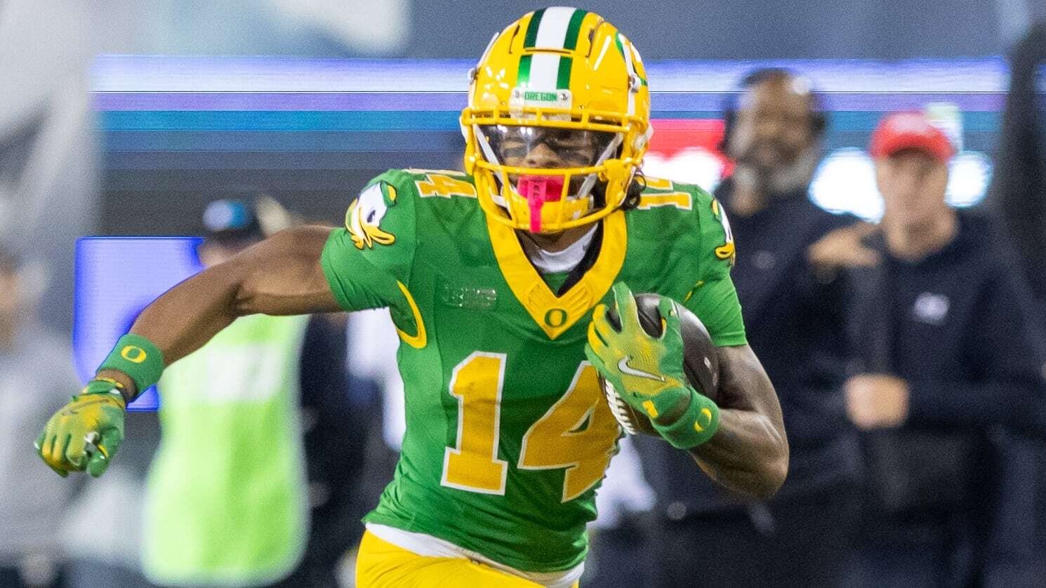 Oregon receiver Justius Lowe to enter transfer portal