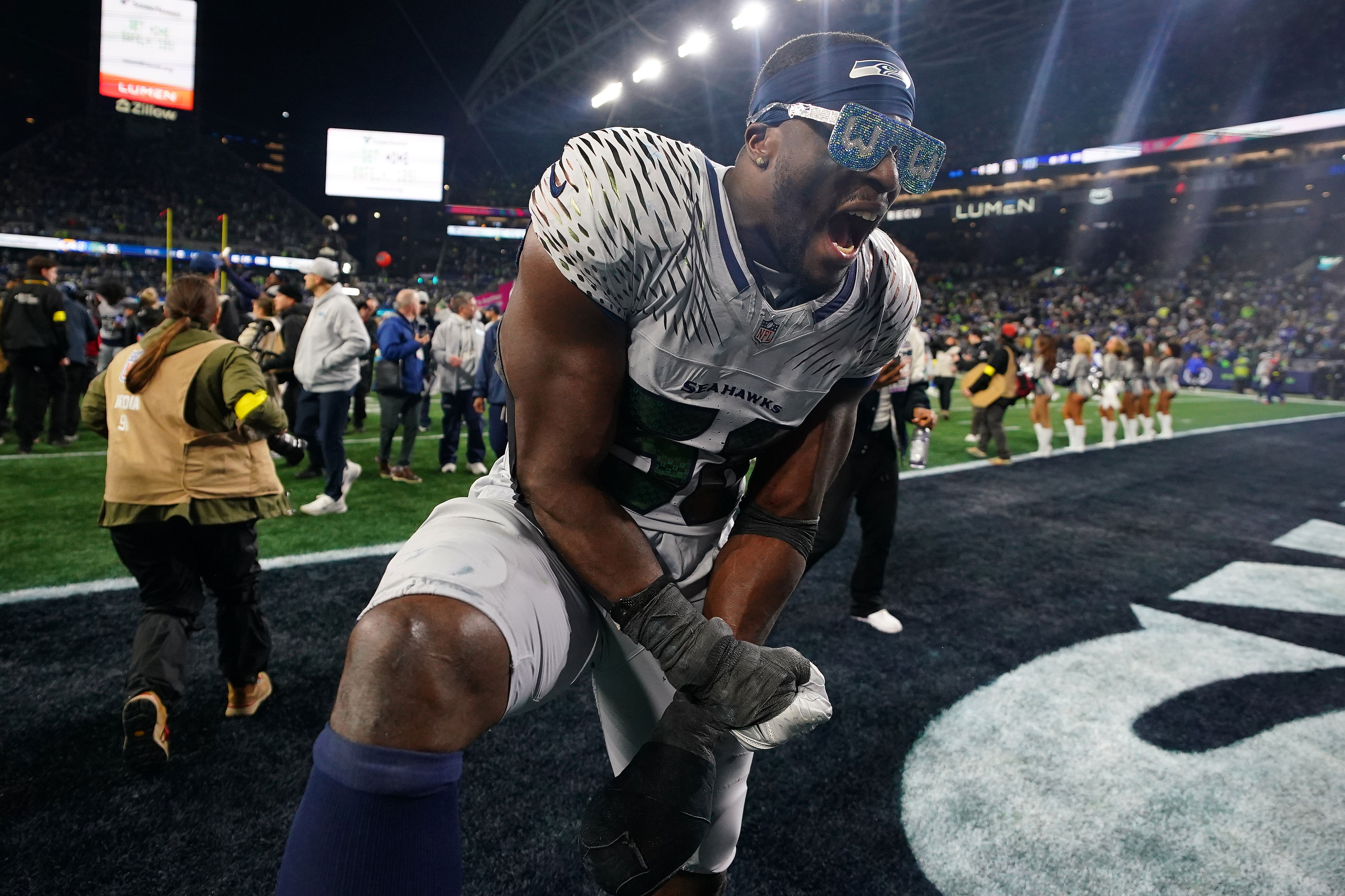 Ted’s talk: The Seahawks are so back… to unbelievable home prime time wins!