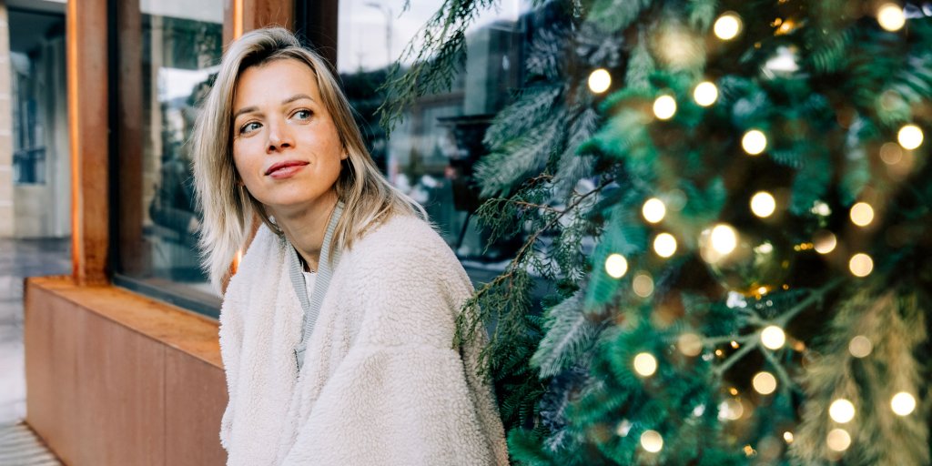 5 conseils de thérapeute pour mieux vivre sa solitude amoureuse à Noël