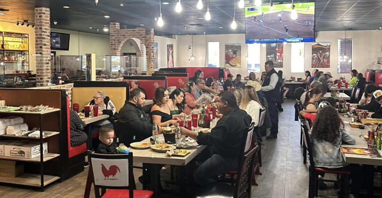 ICE raids 17-year Mexican chain—restaurants close as workers disappear